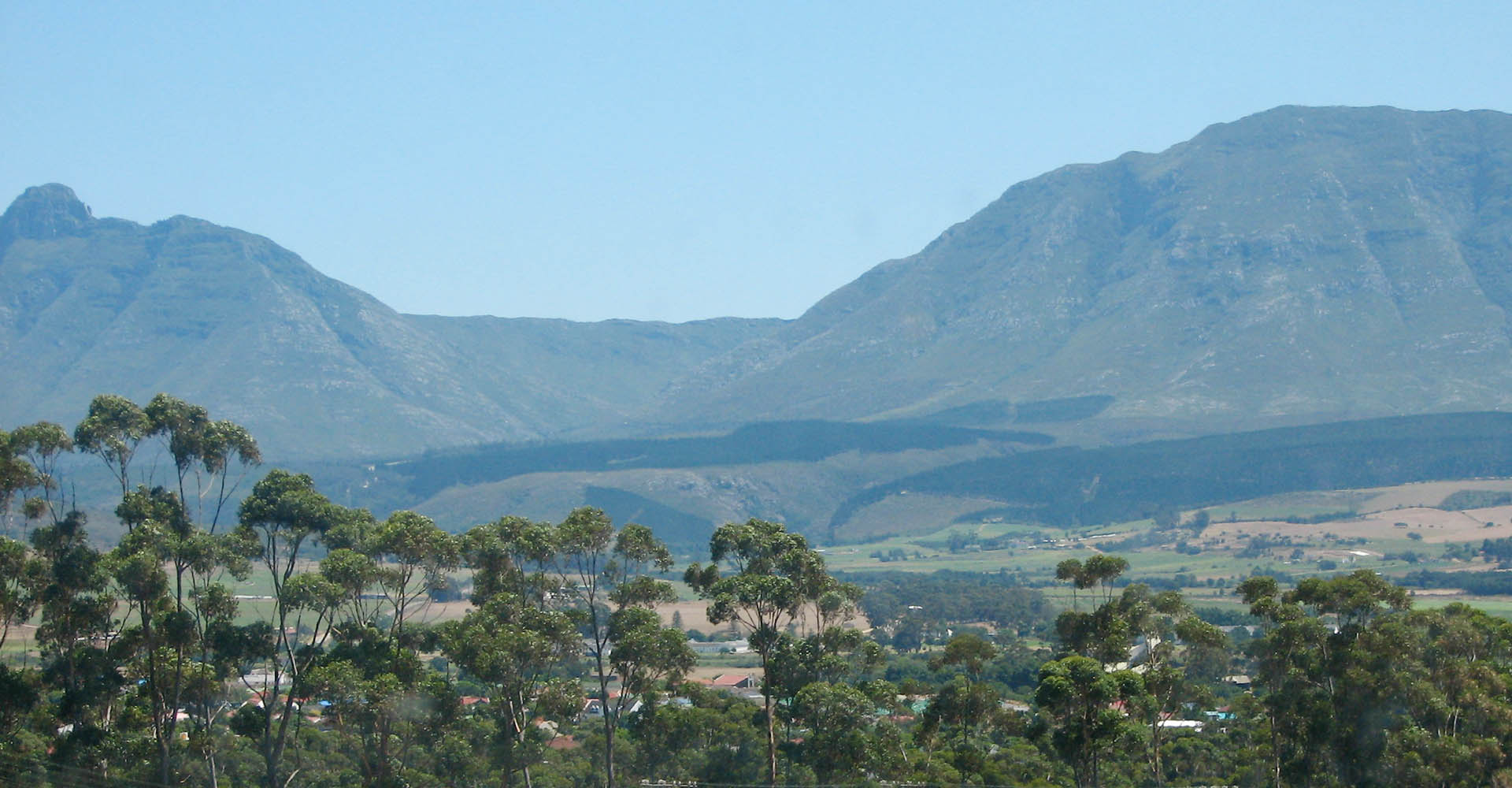 Kishugu Aviation mourns the death of Huey veteran pilot, Nico Heyns ...